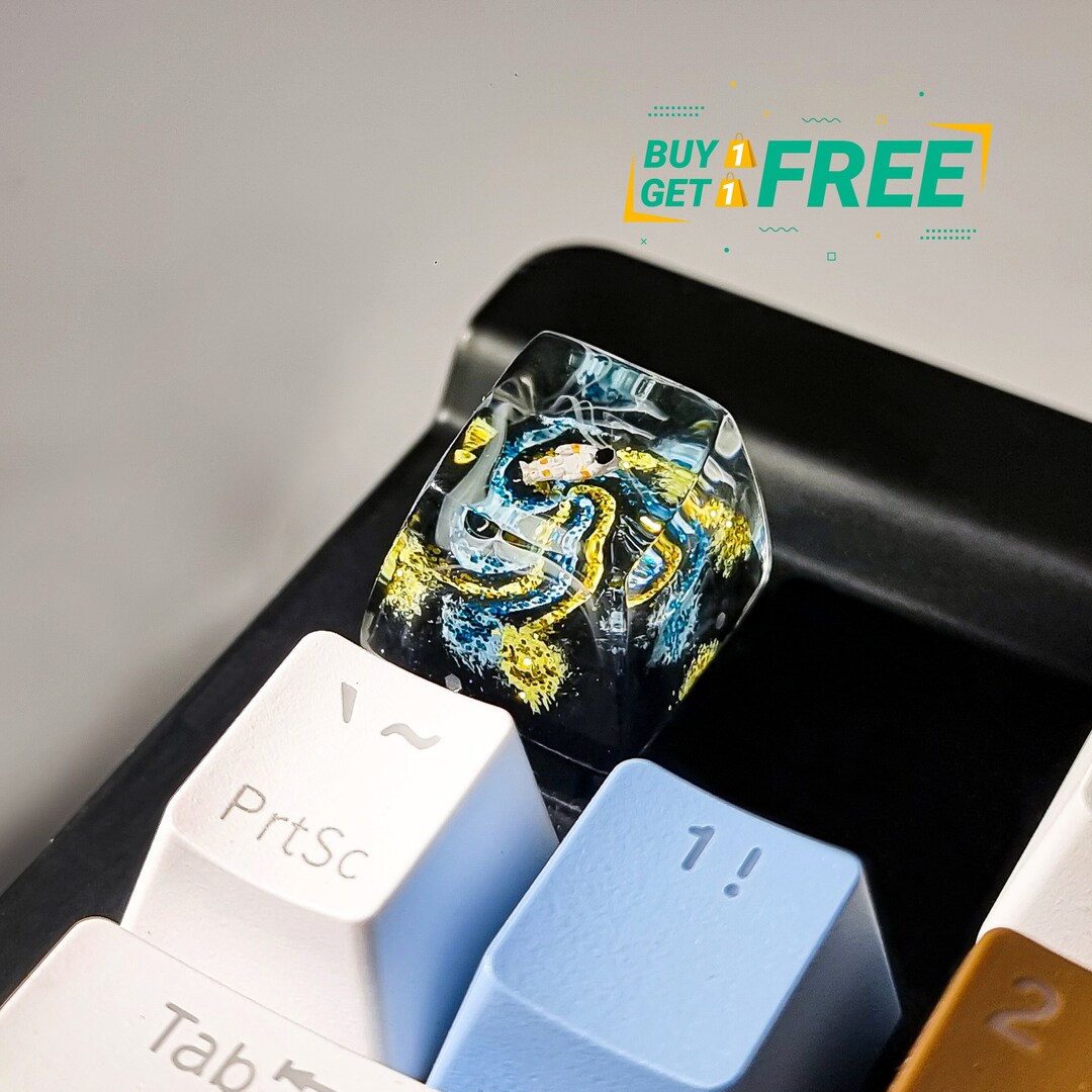 Astronaut Interstellar Galaxy Keycap, Planet Keycap Interstellar Galaxy ...