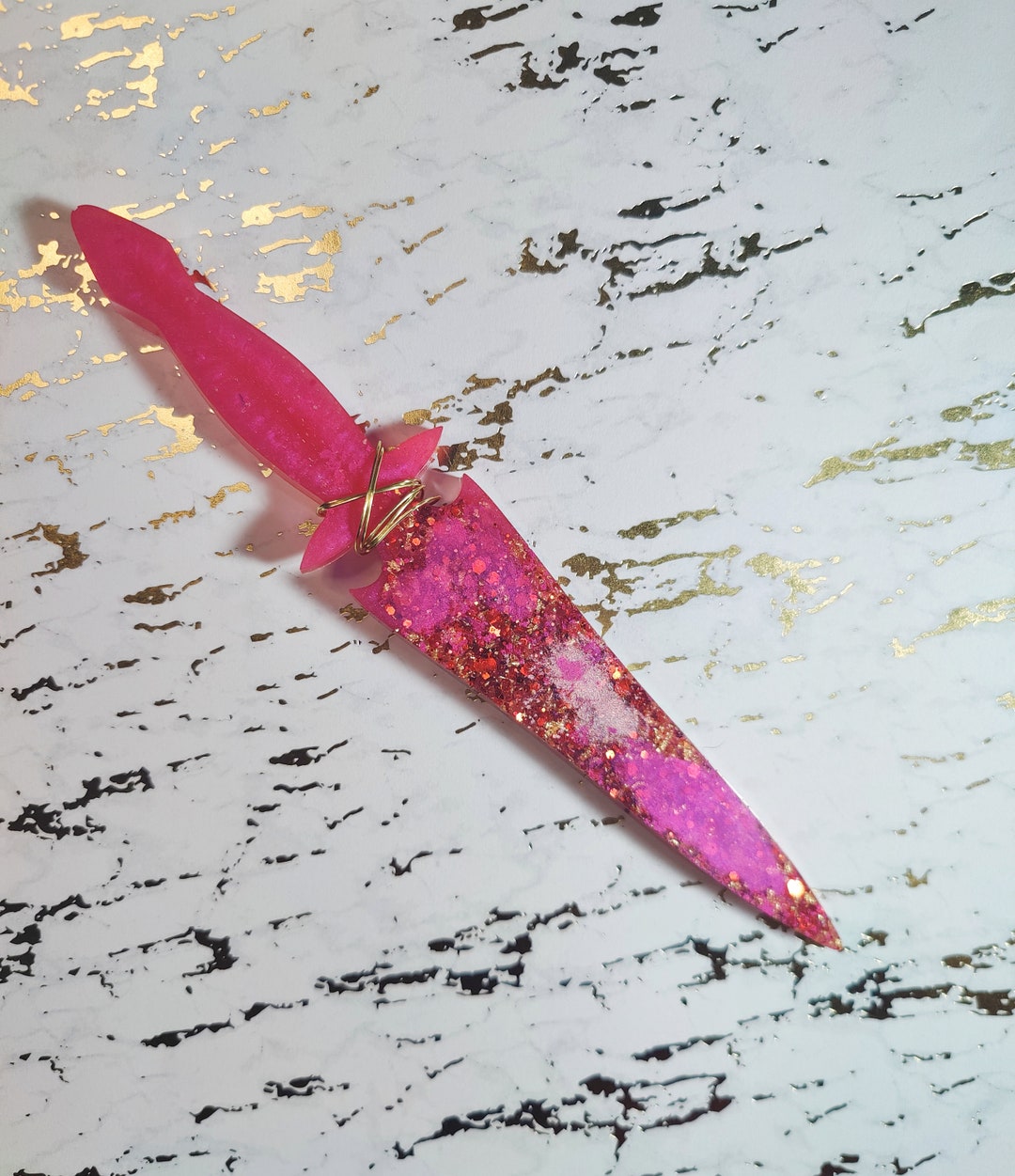 Bookish Decor Resin Daggers, Reading Nook Bookshelf Props, Book Lover ...