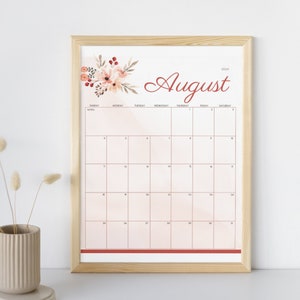 EDITABLE August 2024 Calendar, Beautiful Flowers, Minimalist Design ...