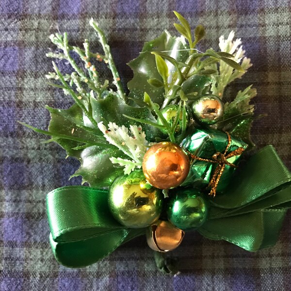 Christmas Corsage - Etsy