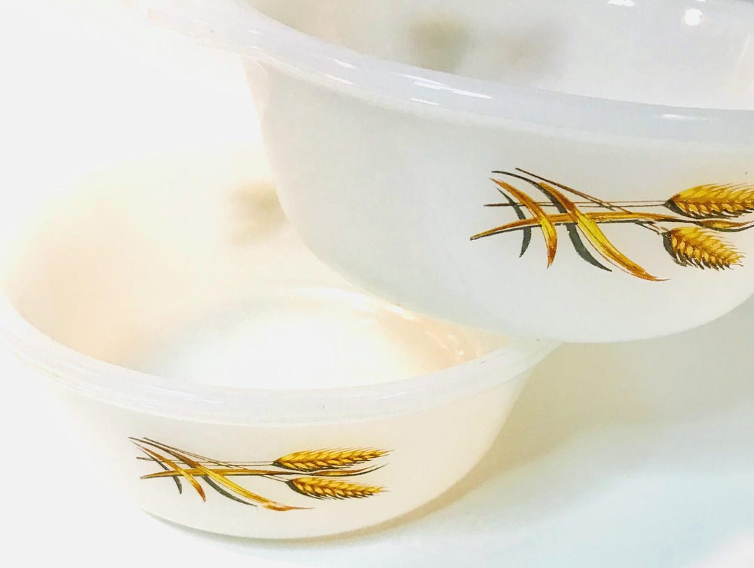 Two Vintage Fire King Wheat Pattern 1 Pint Casserole Cassoulet Dishes ...