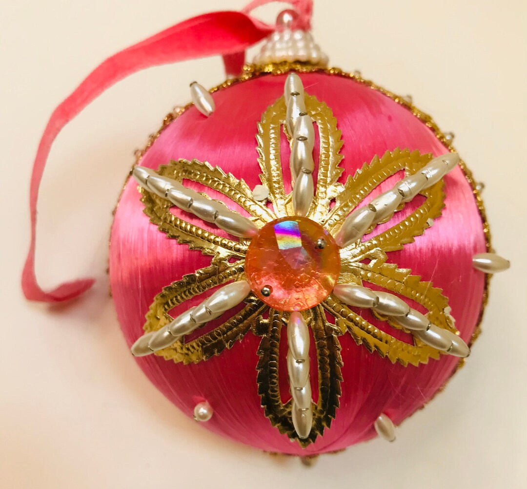 Vintage Christmas Pink Pushpin Bead Ornament on a Satin Ball Christmas ...
