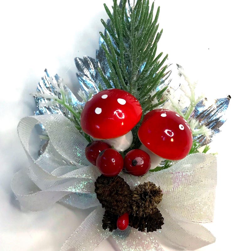 Vintage Christmas Corsage - Etsy