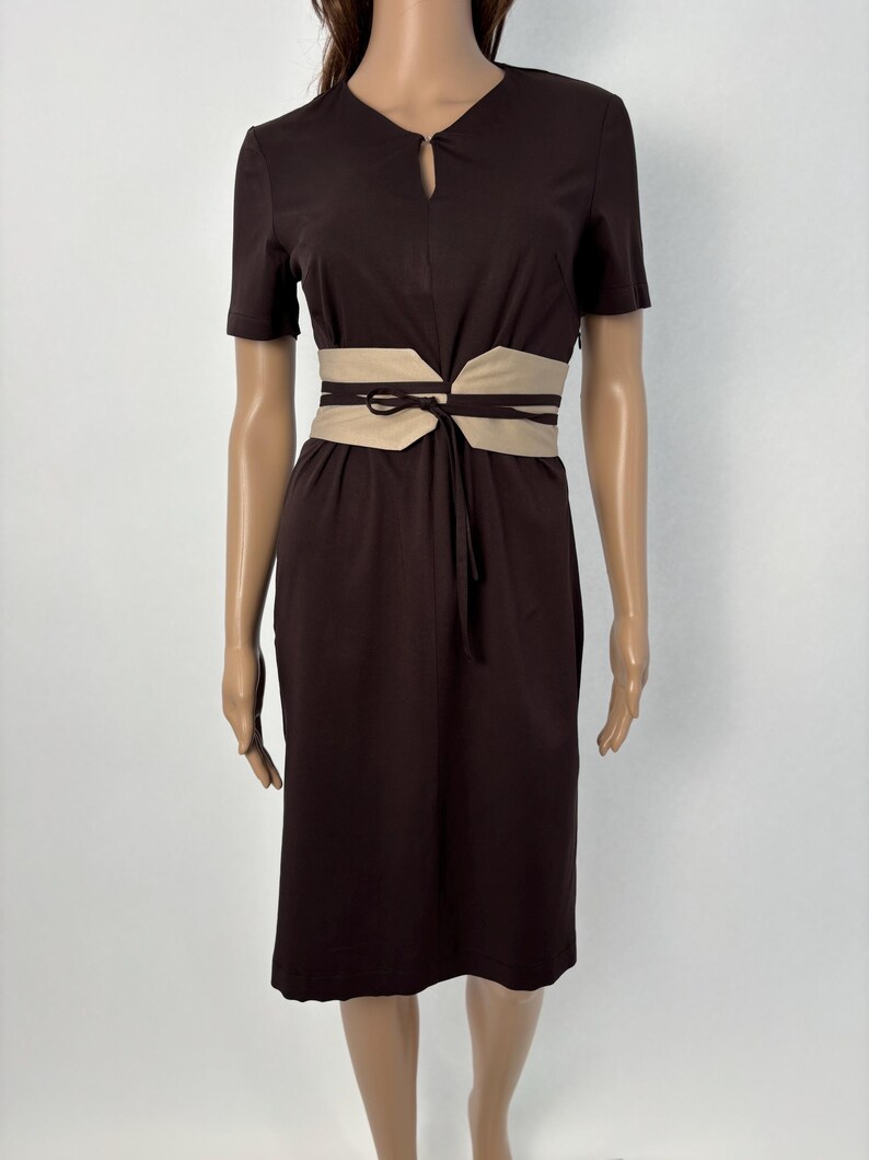 Luxurious Professional Dress for Spa , Ideal for Medical, Spa ...
