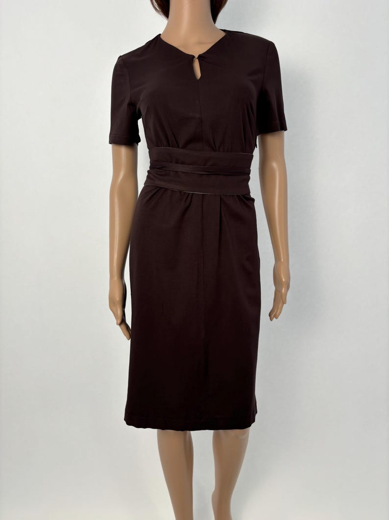 Luxurious Professional Dress for Spa , Ideal for Medical, Spa ...