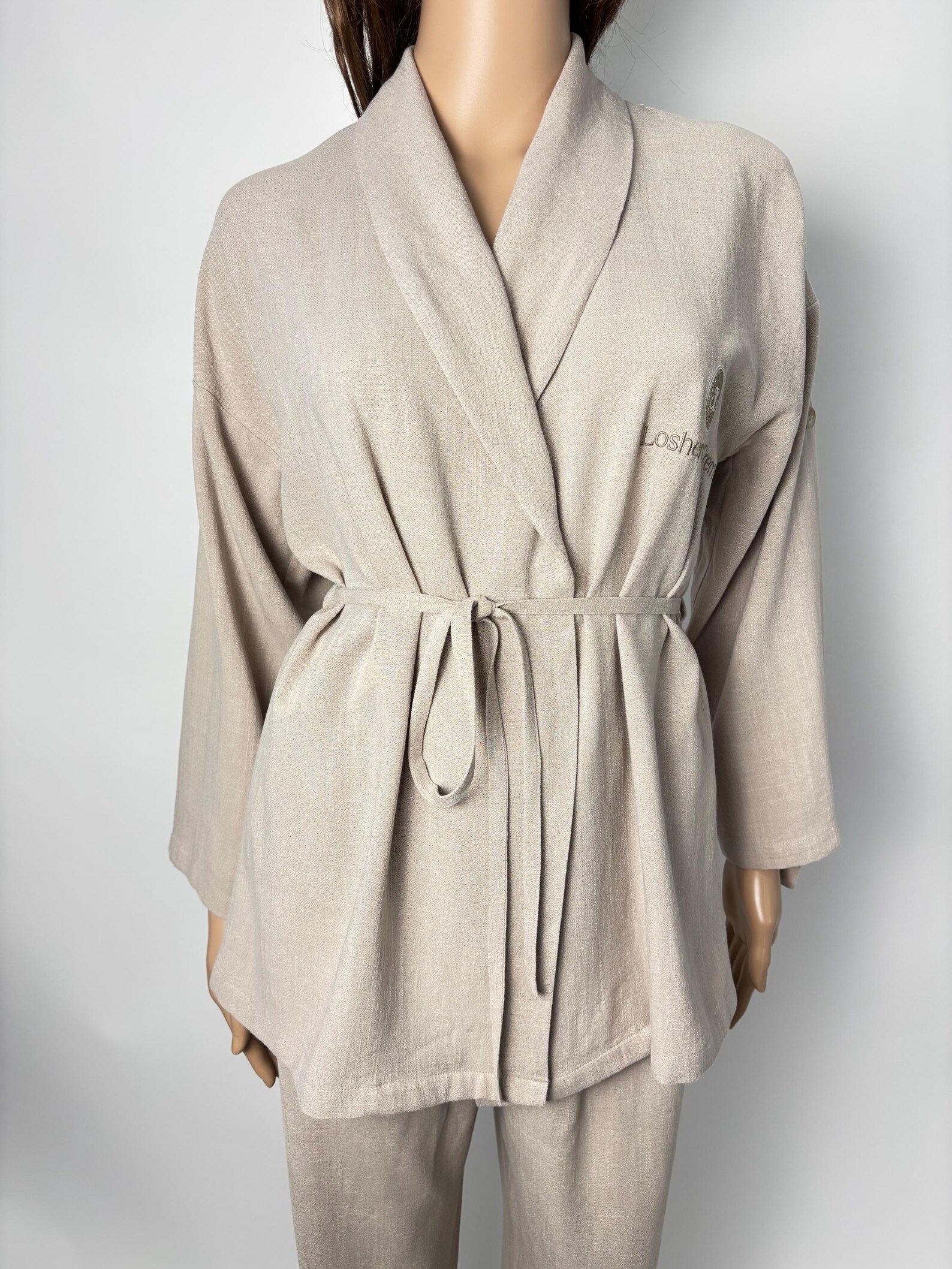 Luxurious Linen Uniform for Spa Therapists, Massage Therapists ...