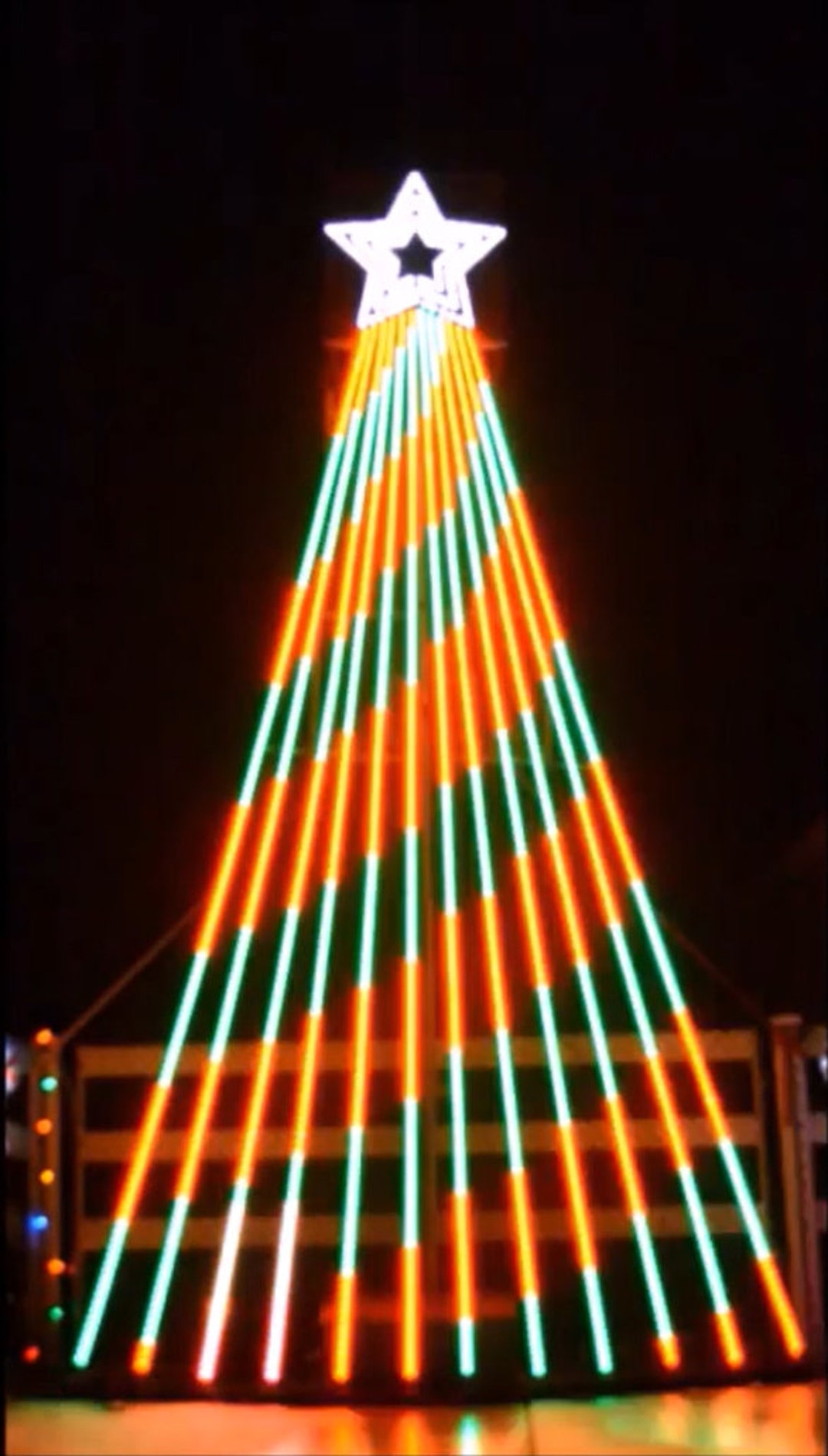 Christmas Sequence to "linus & Lucy- Charlie Brown Theme" for a 12 ...