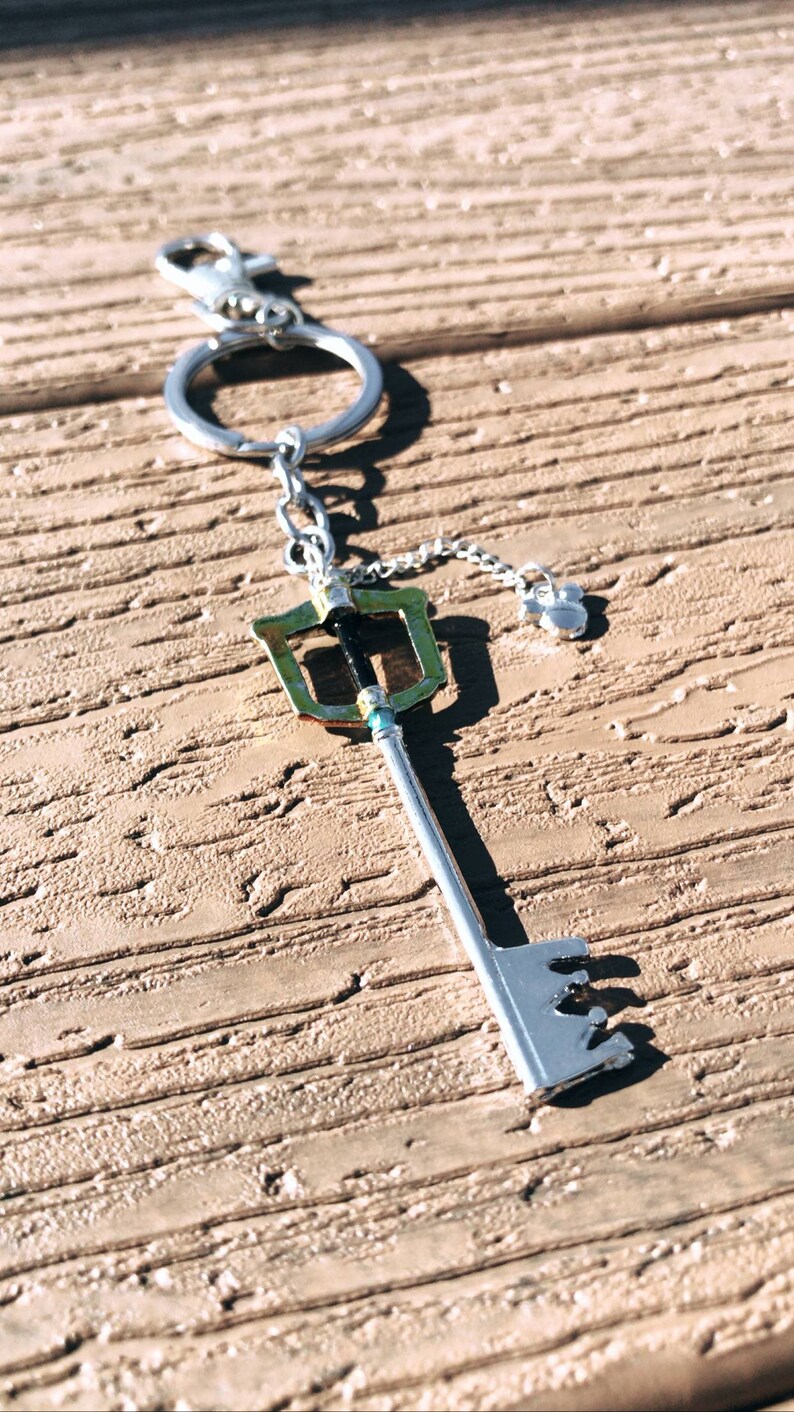 Kingdom Hearts Kingdom Key Keychain - Etsy