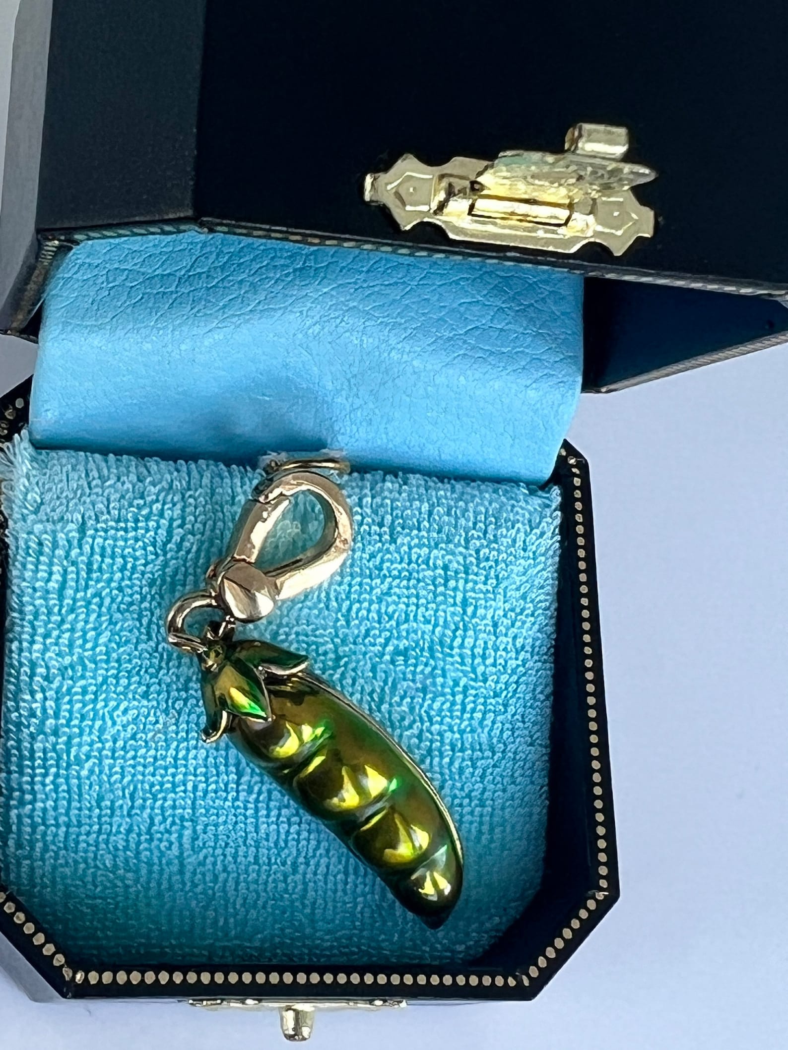 RARE! Juicy Couture Sweet Pea PEAPOD W/ PEARLS Bracelet Charm - Etsy