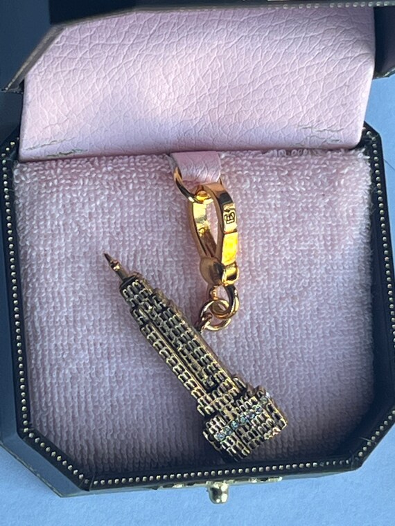 NEW Juicy Couture Gold EMPIRE STATE Building Bracelet… - Gem