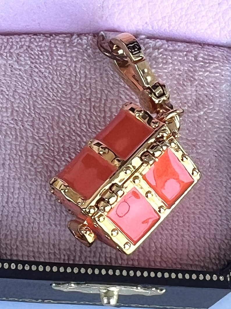 NWT! Juicy Couture Vintage TREASURE CHEST Gold Bracelet Charm - Etsy