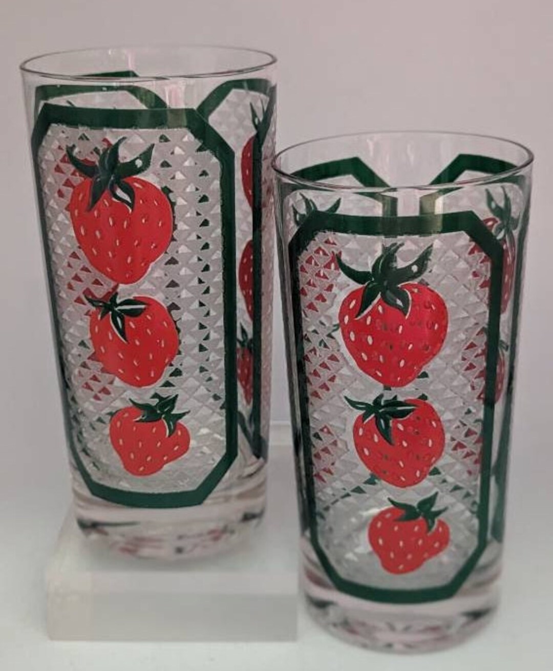Vintage Strawberry & Lattice Panel Textured Drinking Glasses Tumblers ...