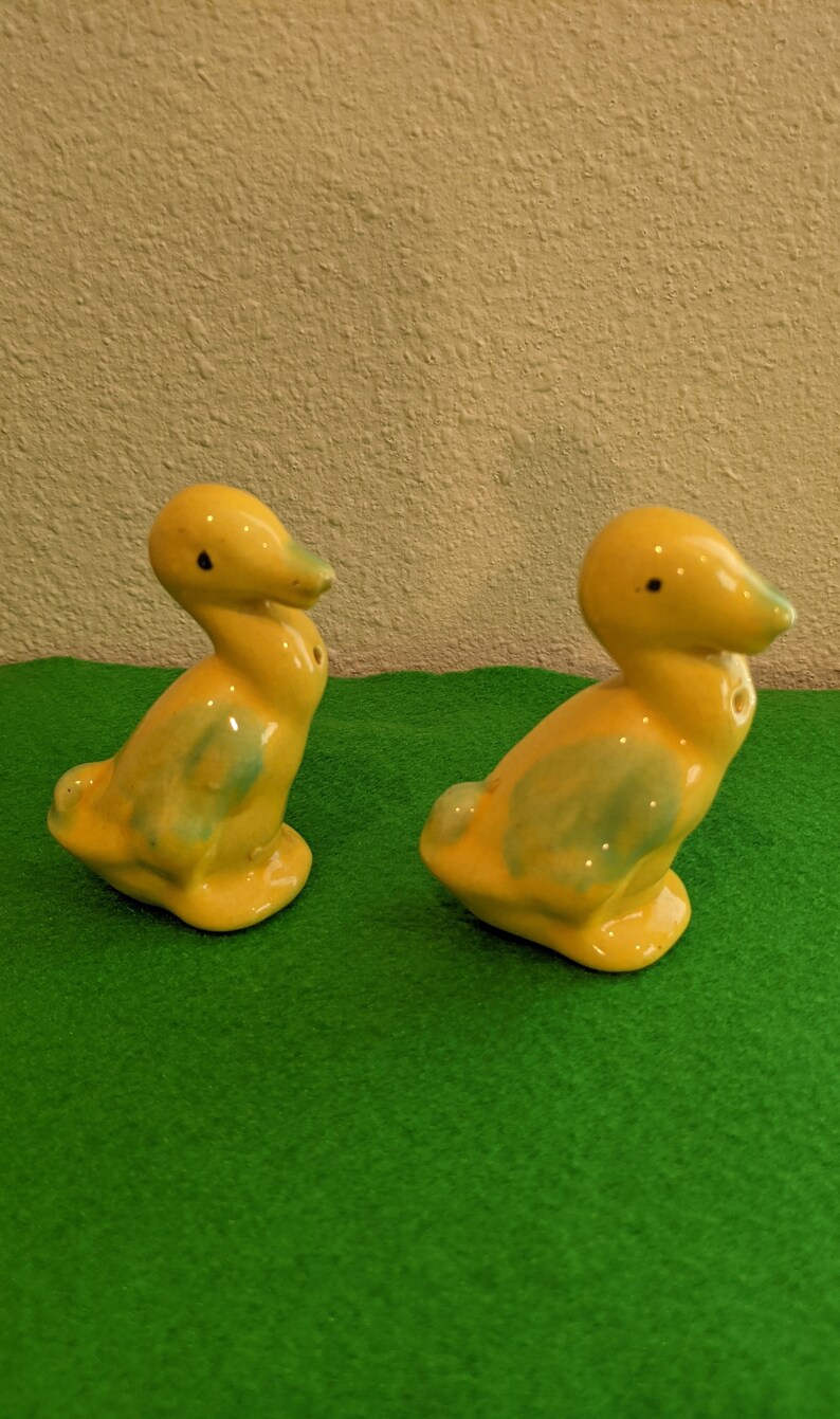 Ceramic Duck Salt and Pepper Shakers - Etsy