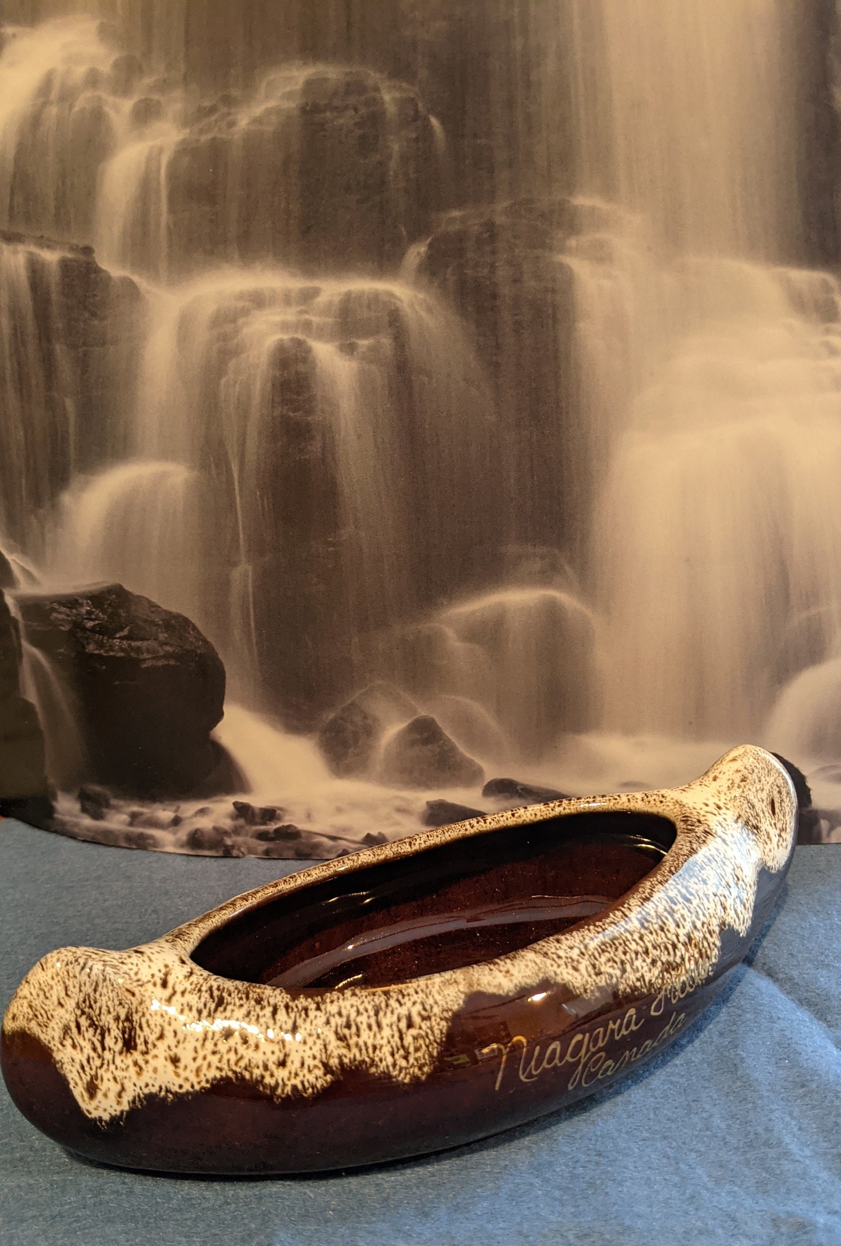 Niagara Falls Souvenir Canoe by Canuck Pottery - Etsy