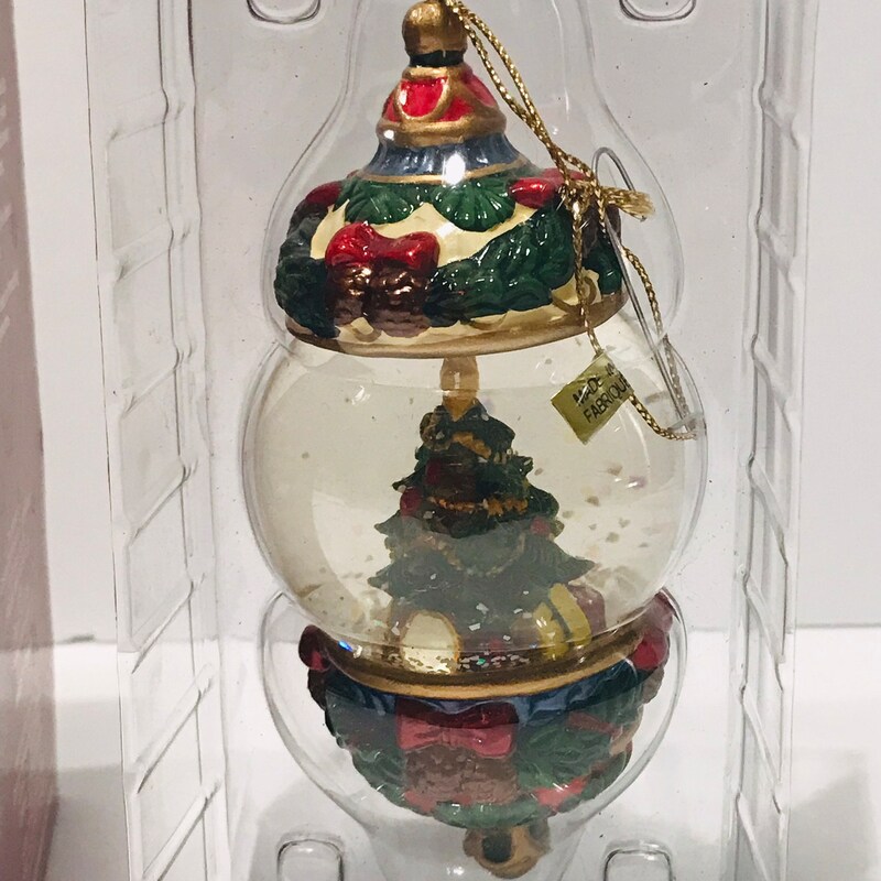 Water Globe - Etsy