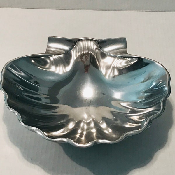 Clam Shell Bowl - Etsy