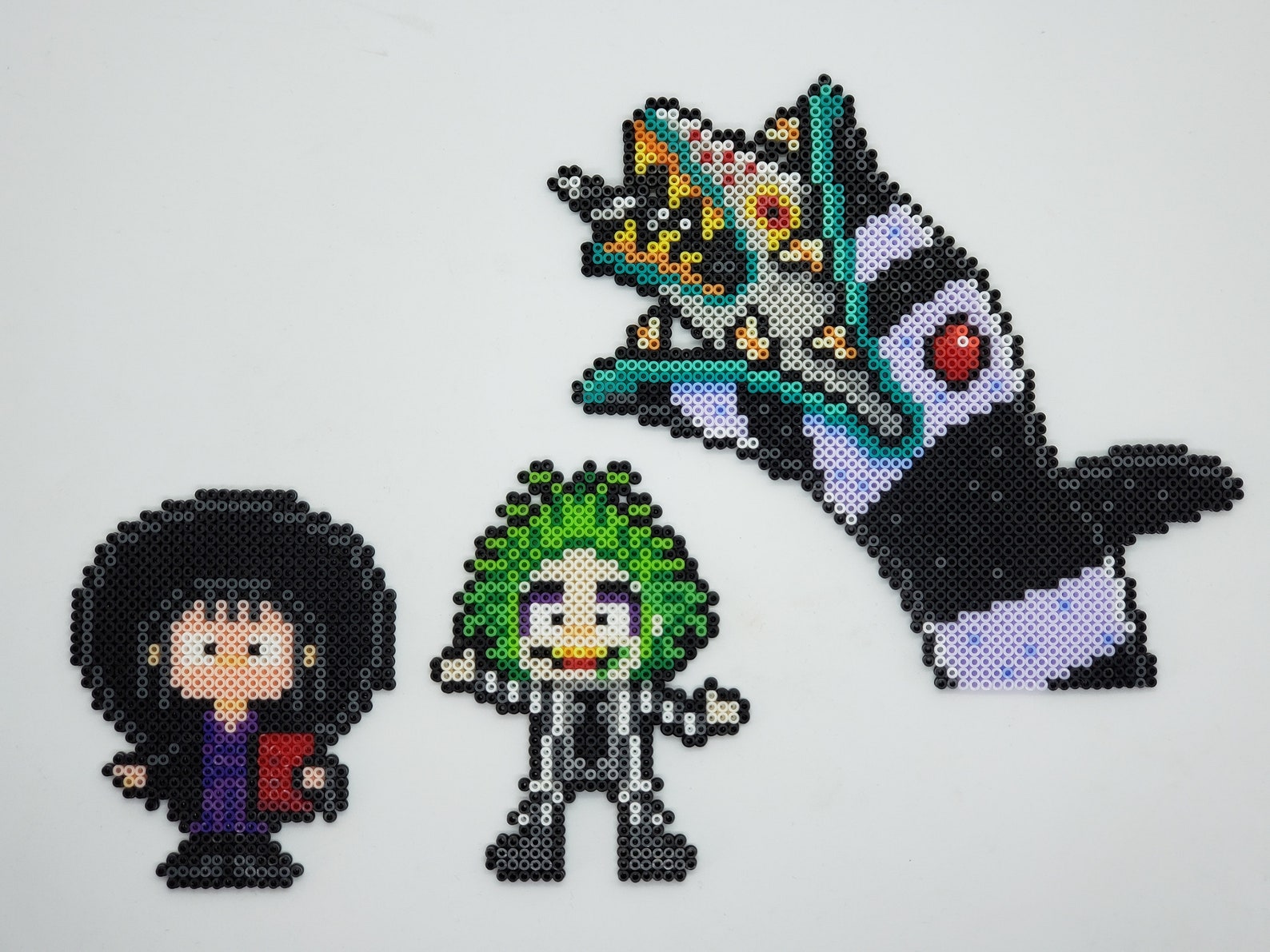 Beetlejuice, Lydia Deetz and Sandworm Mini Perler Bead Creations - Etsy