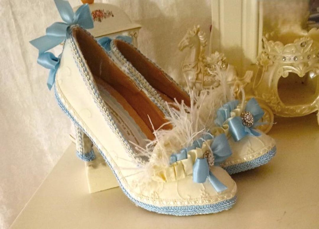 Marie Antoinette/ Rococo Fantasy / Late Baroque Style Parisian Wedding ...