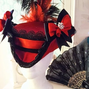 Marie Antoinette/ Rococo/late Baroque Style Ladies Tricorn Hat in Red ...