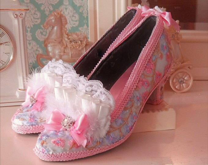 Marie Antoinette Style / Rococo Fantasy Boudoir Pumps - Etsy