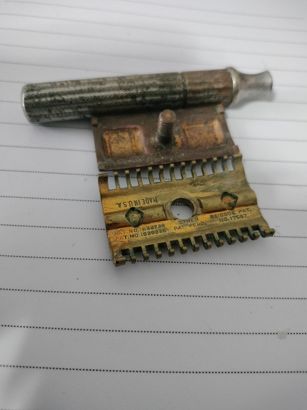 Gillette.vintage Goodwill Razor.open Comb.three Piece - Etsy