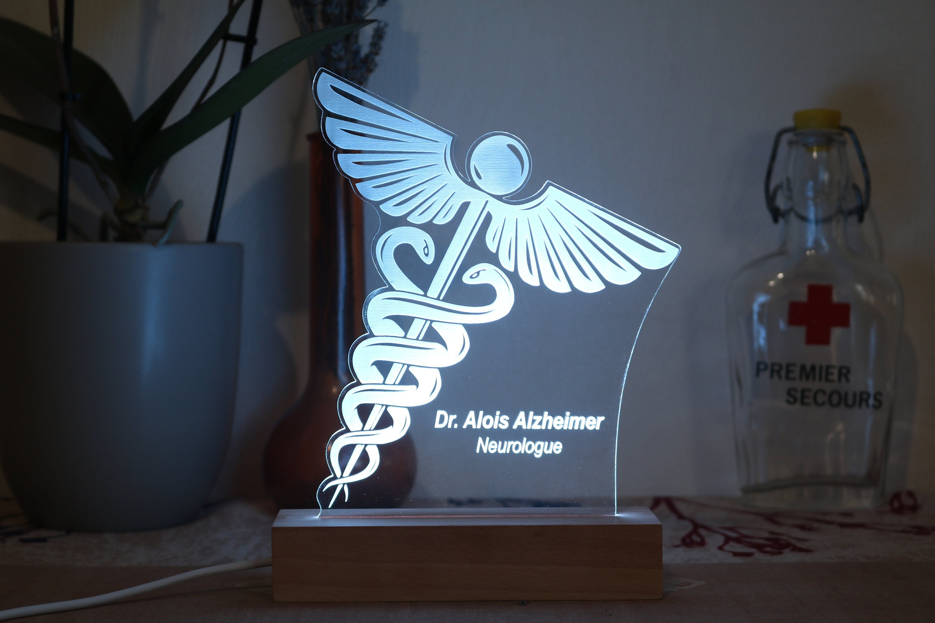 Personalized Doctor Caduceus Lamp - RGB 7 Colors - Cardiologist Gift ...