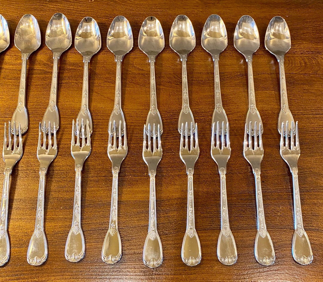 Vintage A800 Silver-plated Flatware Service / 24 Pieces, Serves 12 ...