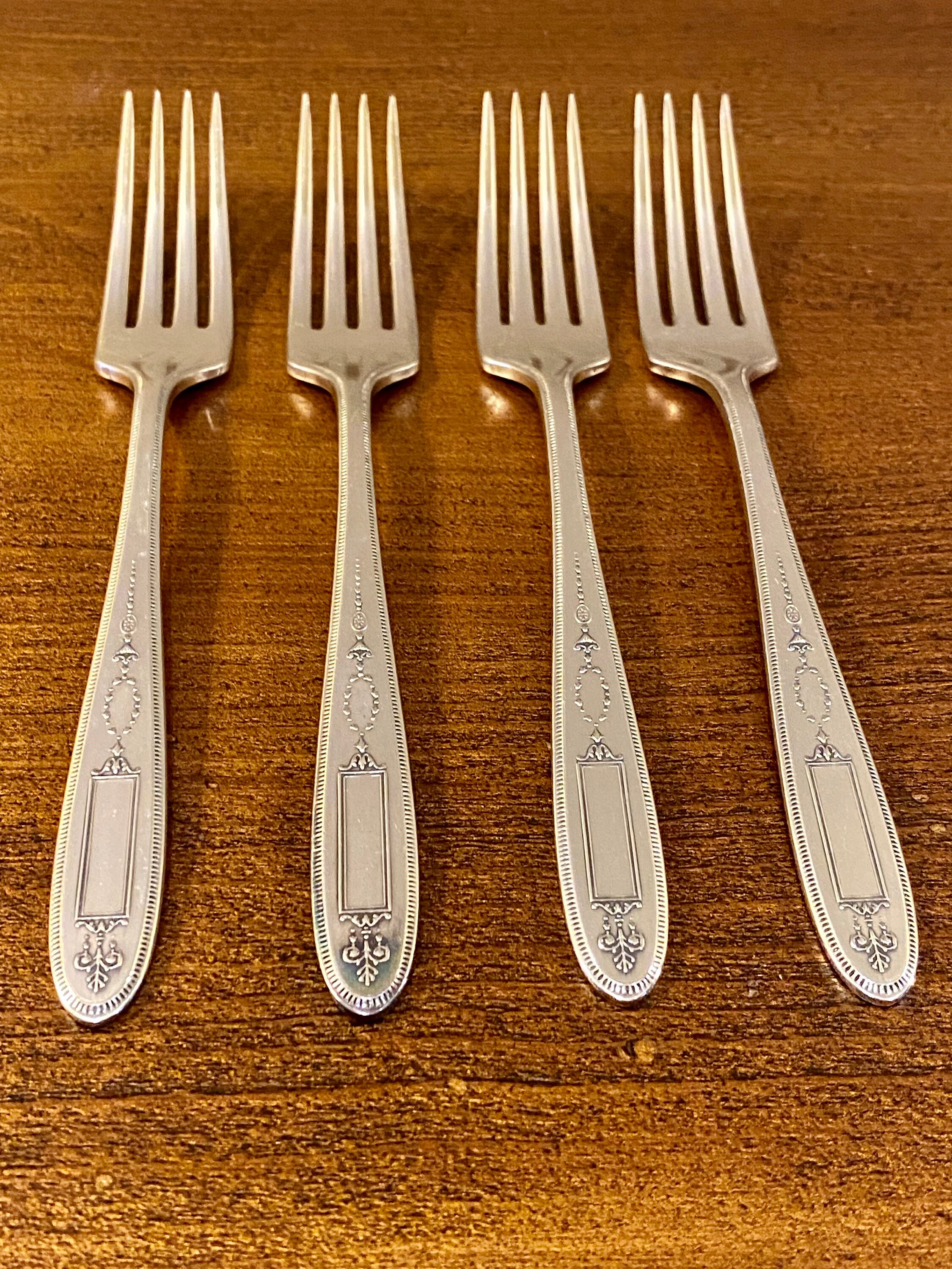 Community Silver Plate Flatware Dinner Fork Grosvenor Pattern, 4 Pieces ...