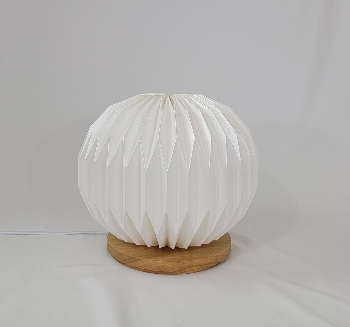 SPHERE - Modern Origami Table Lamp, Dimmable , White, JAPANDI, Side ...
