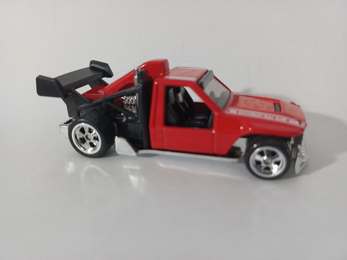 Hot Wheels Custom LOLUX Toyota Hilux Truck With Real Rider Mags and ...
