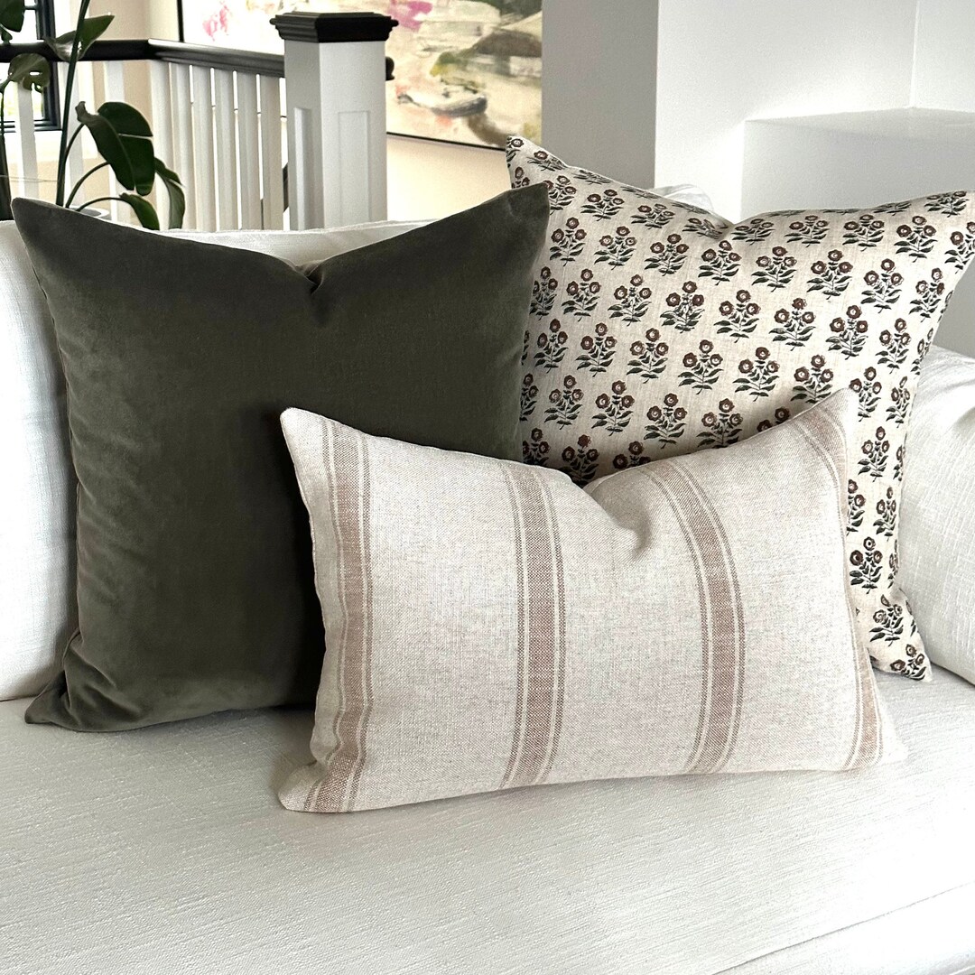 Three Pillow Cover Combination Set, Designer Pillow Collection ...
