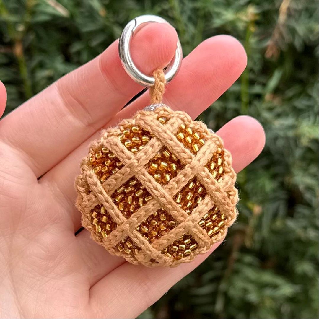 Bead Crochet Pie AirTag Case Pouch Keychain With Different Color ...