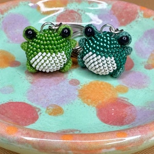 Bead Crochet Mini Frog Keychain With Different Color Options - Etsy