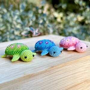 Bead Crochet Mini Turtle Keychain With Different Color Options - Etsy