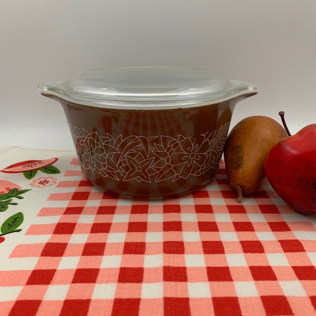 Vintage Pyrex Woodland Brown Casserole Dish 473-B, 1970's Round Retro ...