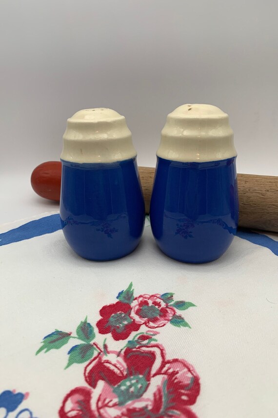 Dining & Serving Home & Living Universal Potteries Floral Shakers etna ... Dining & Serving Home & Living Universal Potteries Floral Shakers etna ...