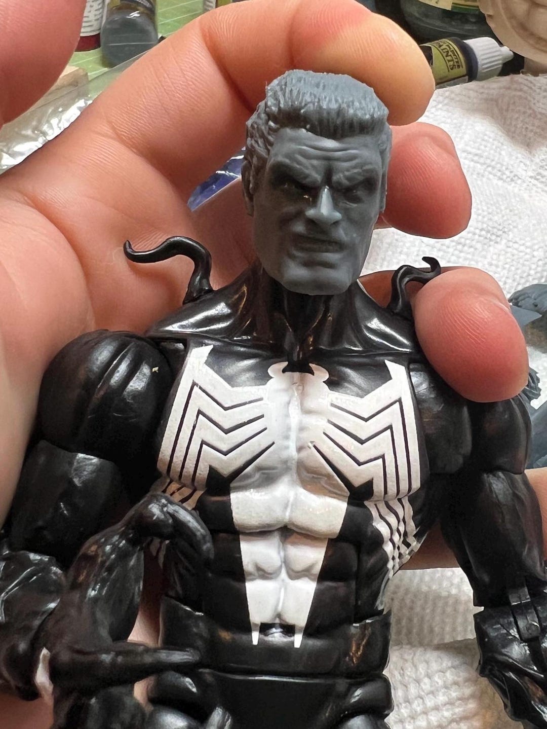 Custom 1/12 Scale Unmasked Male Head | Gritty Reporter Style | Comic ...