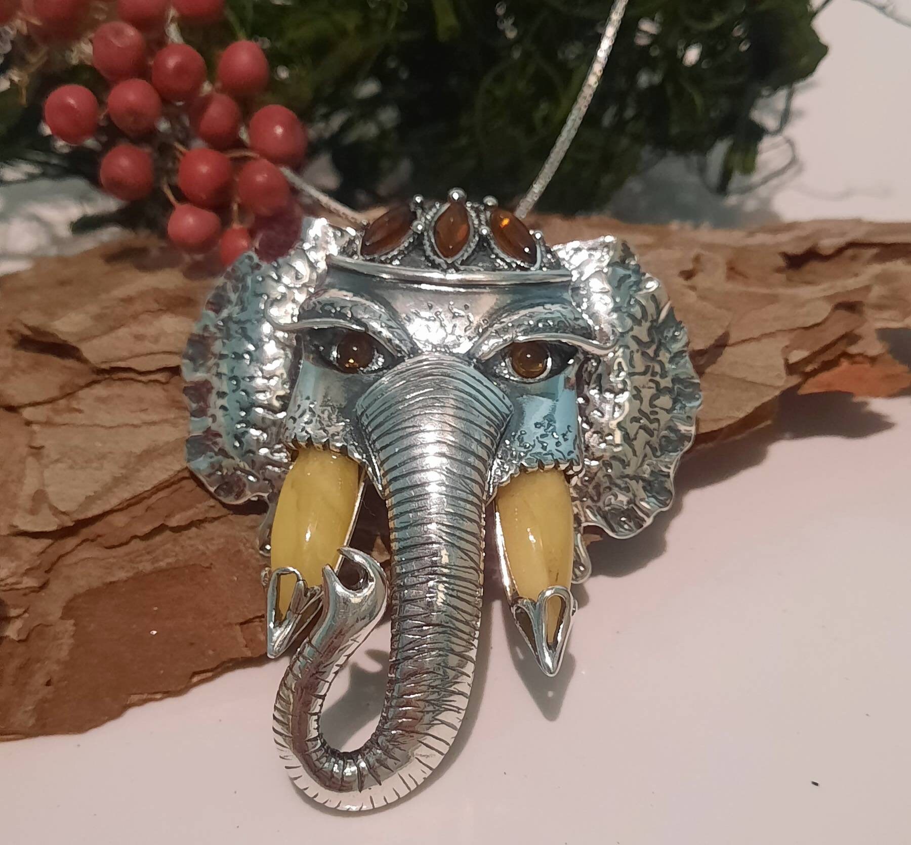Stunning Large Amber Elephant Necklace - Etsy