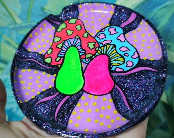 Trippy Ashtray/ Handmade Clay Ashtray/ Psychedelic Design - Etsy