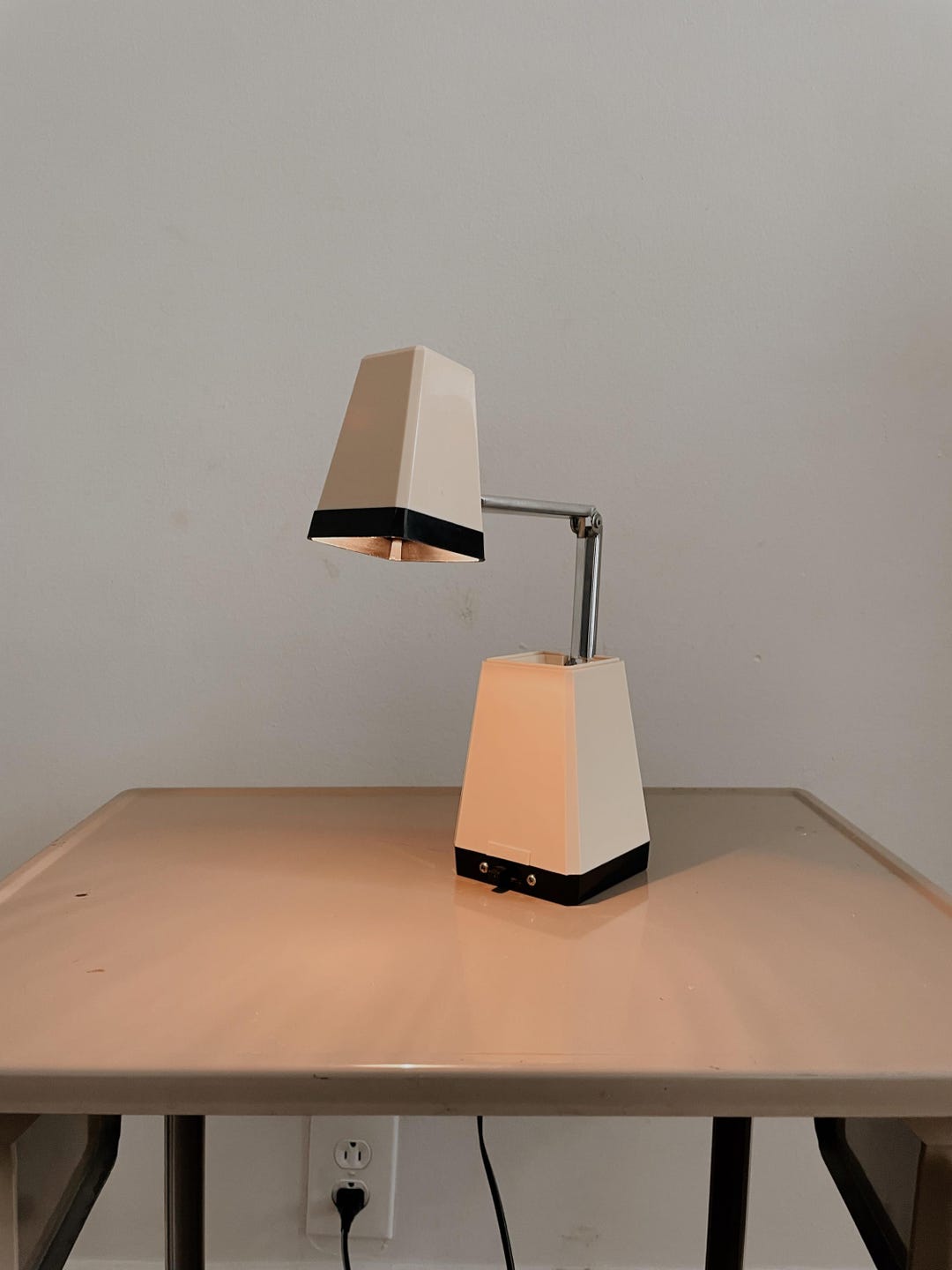 Vintage Folding Windsor High Intensity Desk Lamp Mid Century Modern ...