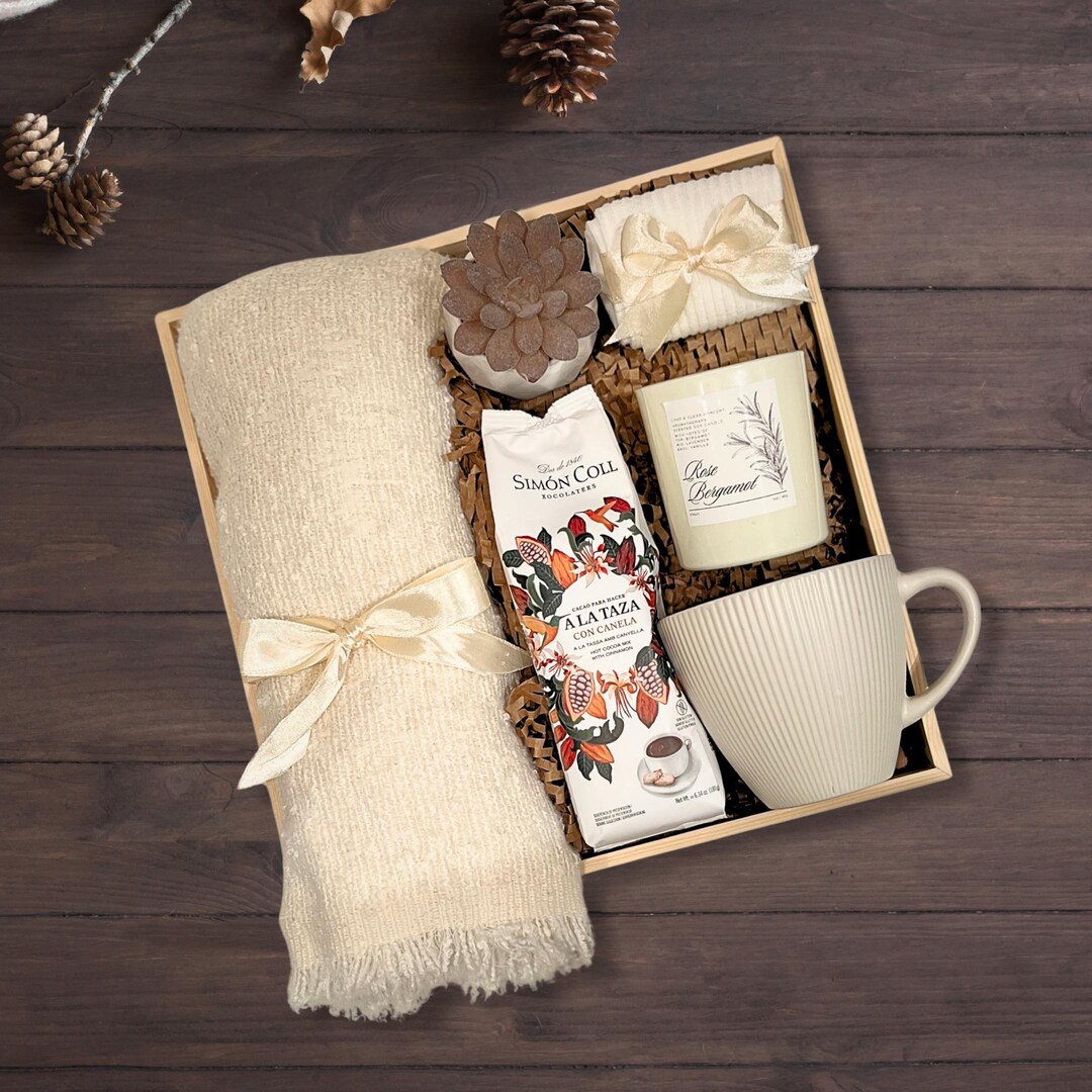 Essential Pamper Gift Set Cozy Wellness Gift With Candle Wellbeing ...