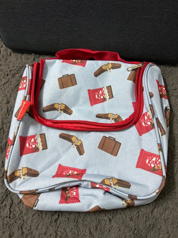 Limited Edition Nestle Kit Kat Travel Bag // 5usd - Etsy