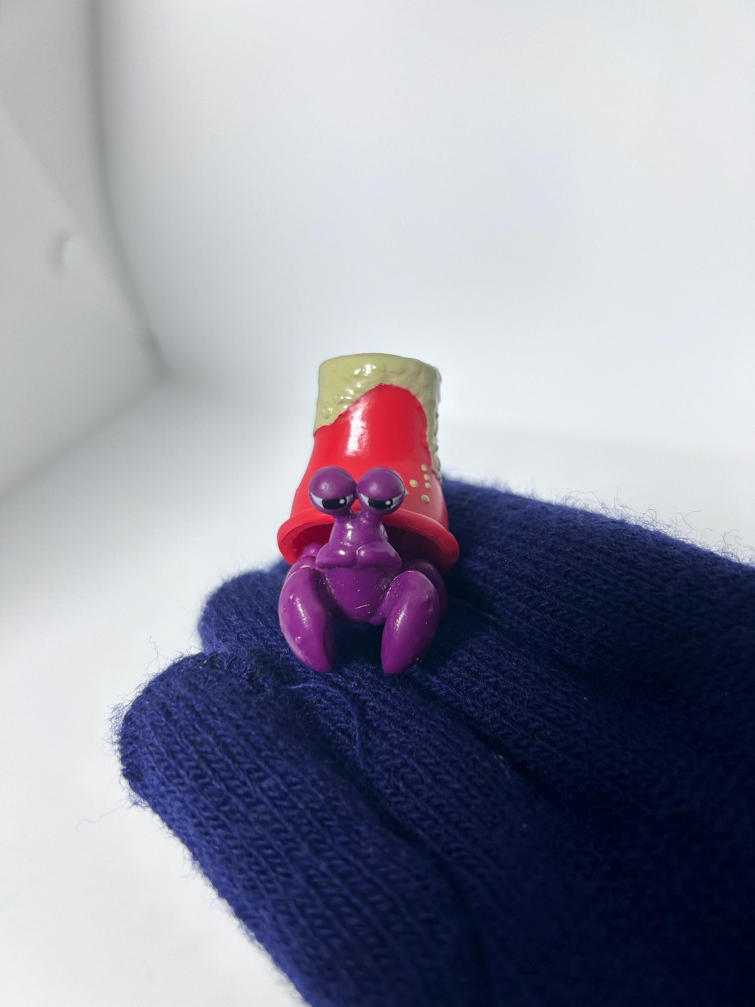 Finding Dory: Collectible Figure blind Bags Series 3 Hermit Crab ...