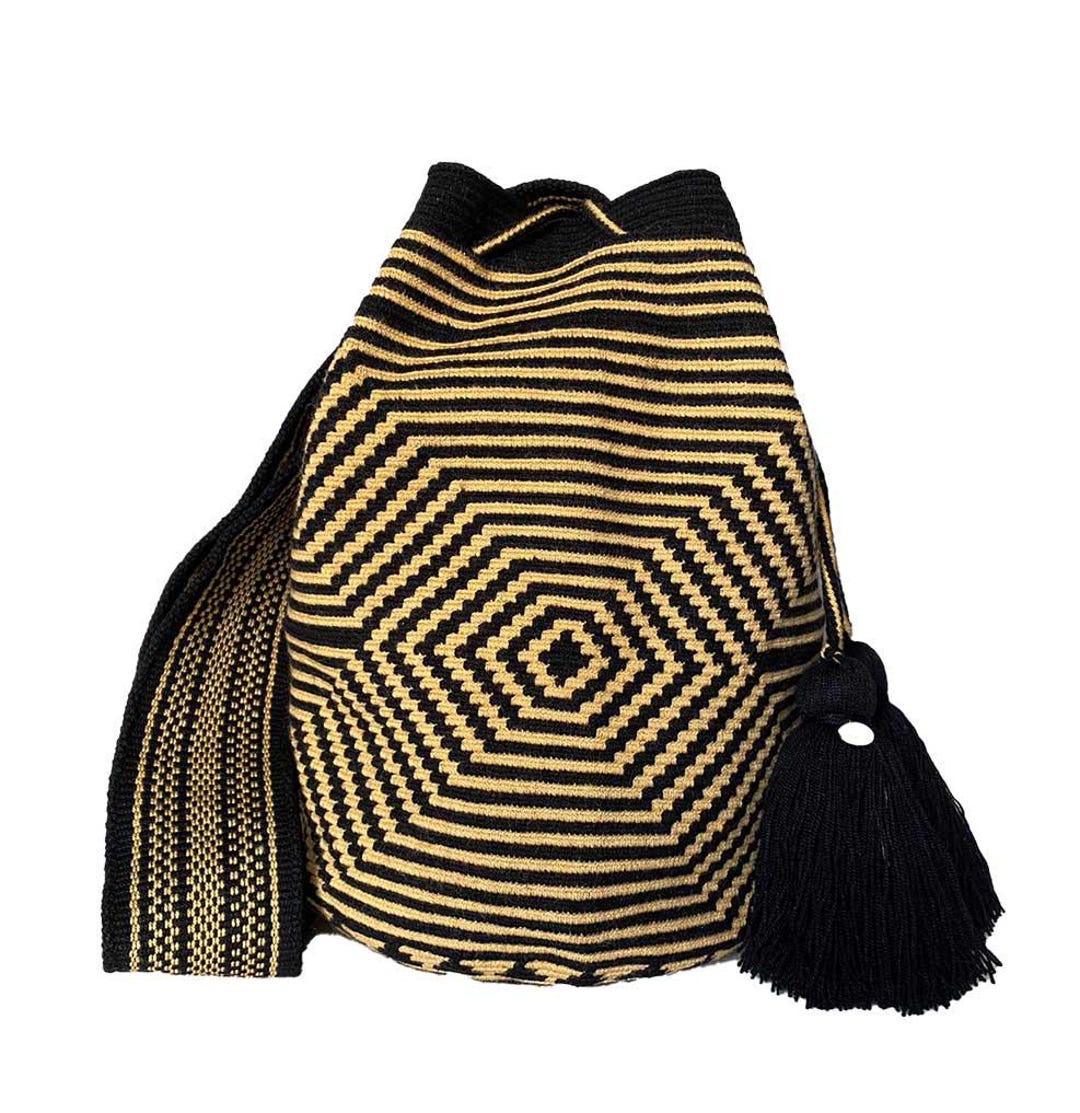 BLACK WAYUU BAG | Artisan-made Wayuu | Classic Wayuu Bag With ...