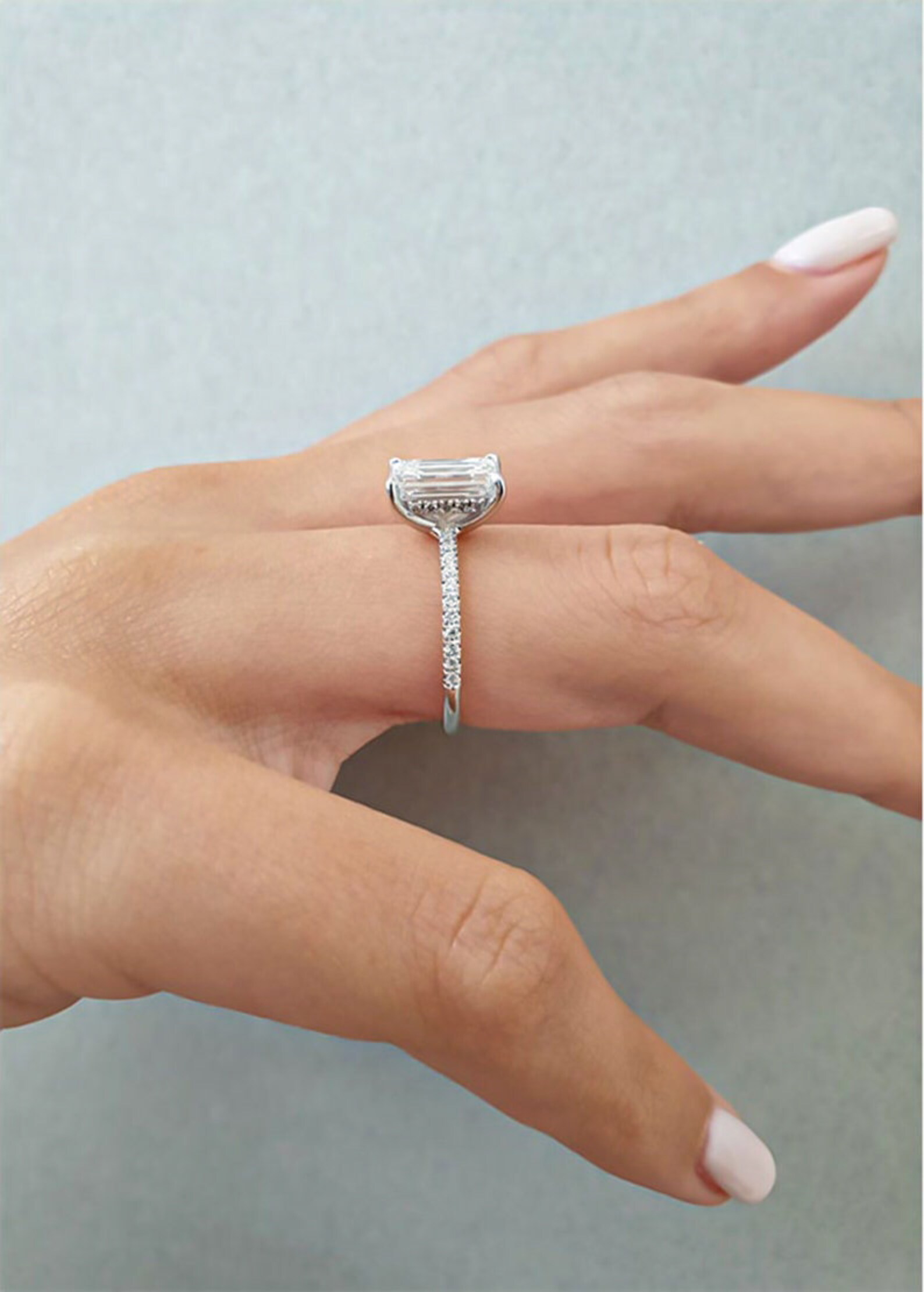 2 Ct Emerald Moissanite Engagement Ring, Halo Solitaire Ring, 14K Solid ...