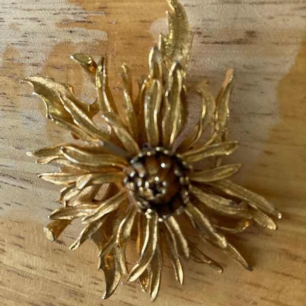 Sunflower Brooch - Etsy