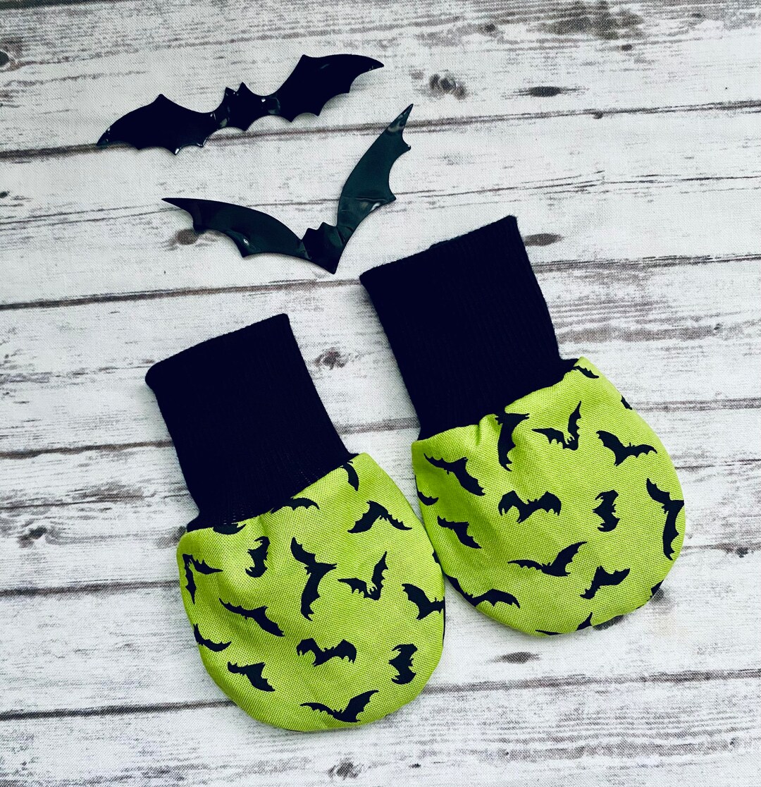 Baby Bat Gothic Ghoul Mitts Spooky Horrors - Etsy