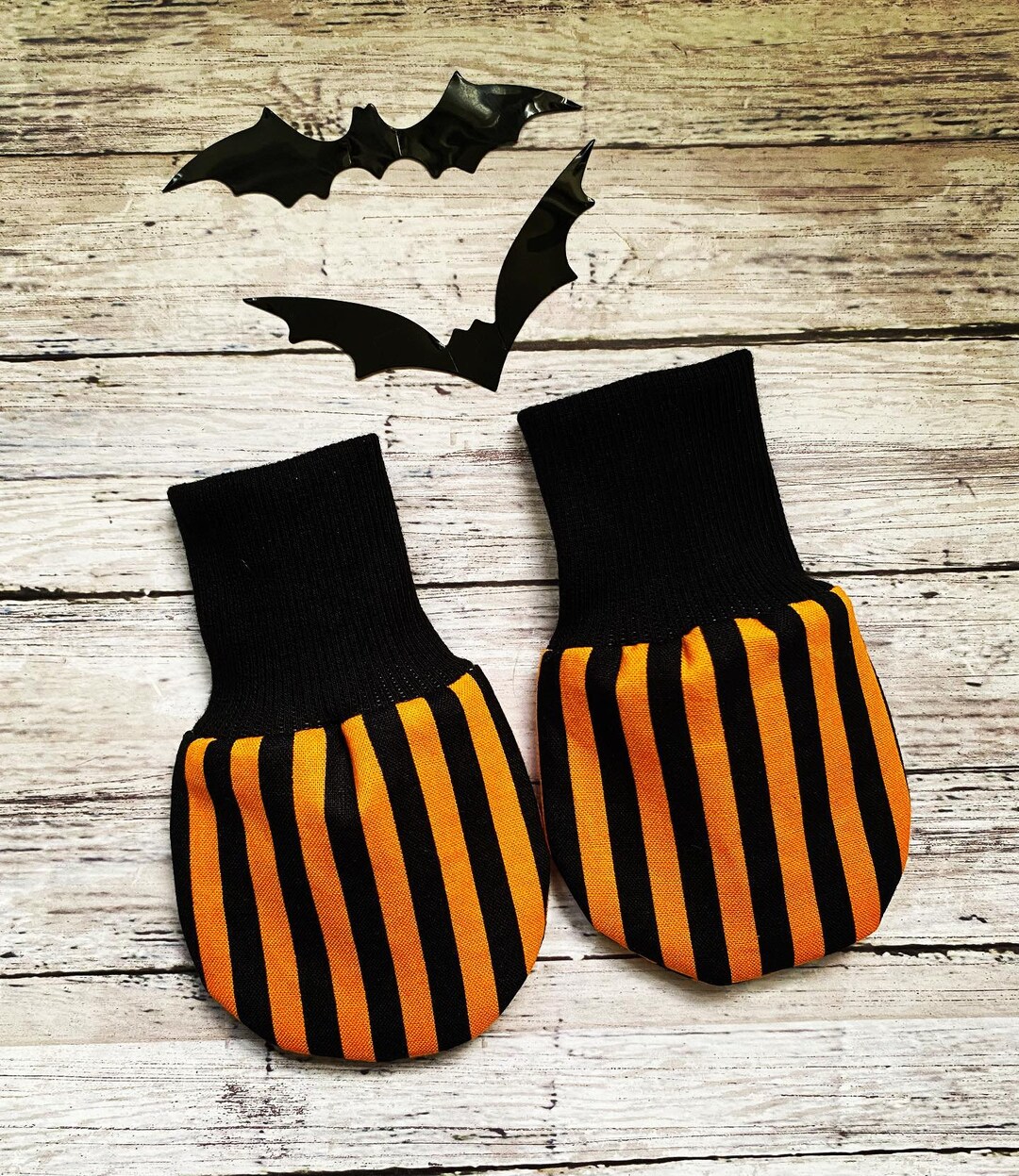 Spooky Tales of Wicked Ghouls Newborn Mitts - Etsy