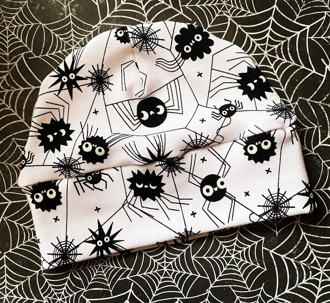 Spooky Little Spider Newborn Slouchy Beanie Gothic Creepy Crawlers ...