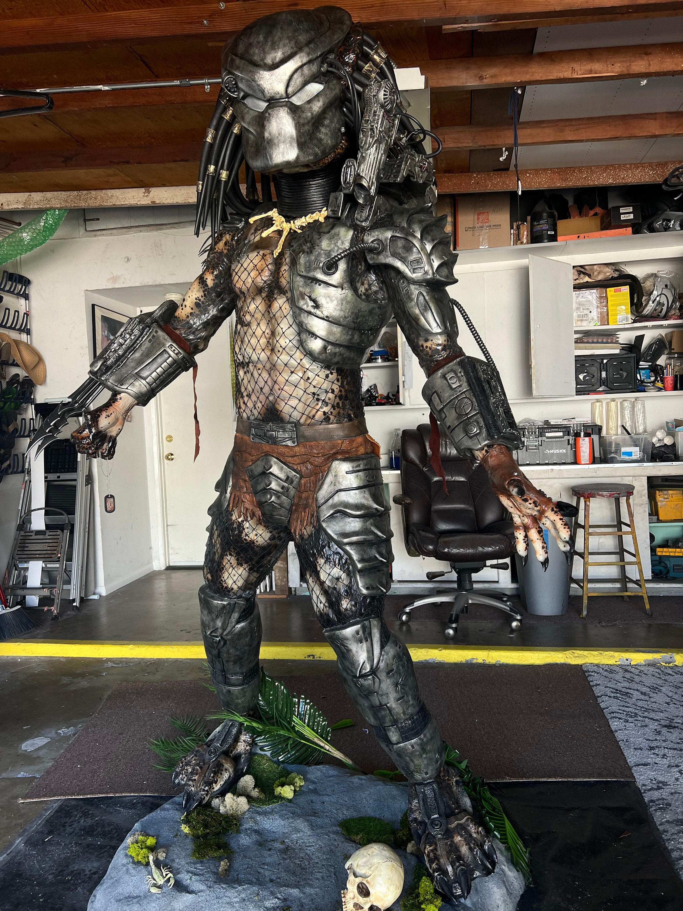 Predator Statue Display Full Size - Etsy Canada